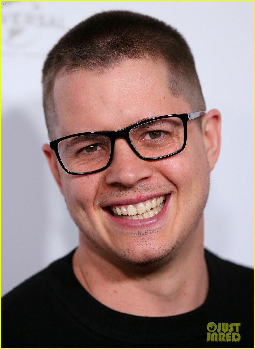 Johnny Ruffo Dead at 35 - 'Home & Away' Actor Passes Away: Photo ...