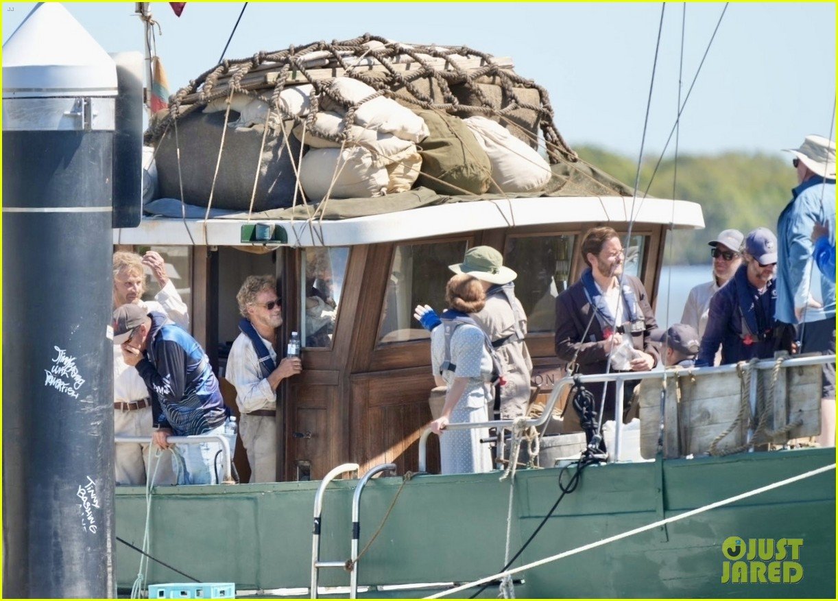 Sydney Sweeney Looks So Different as a Brunette While Filming New Movie ...