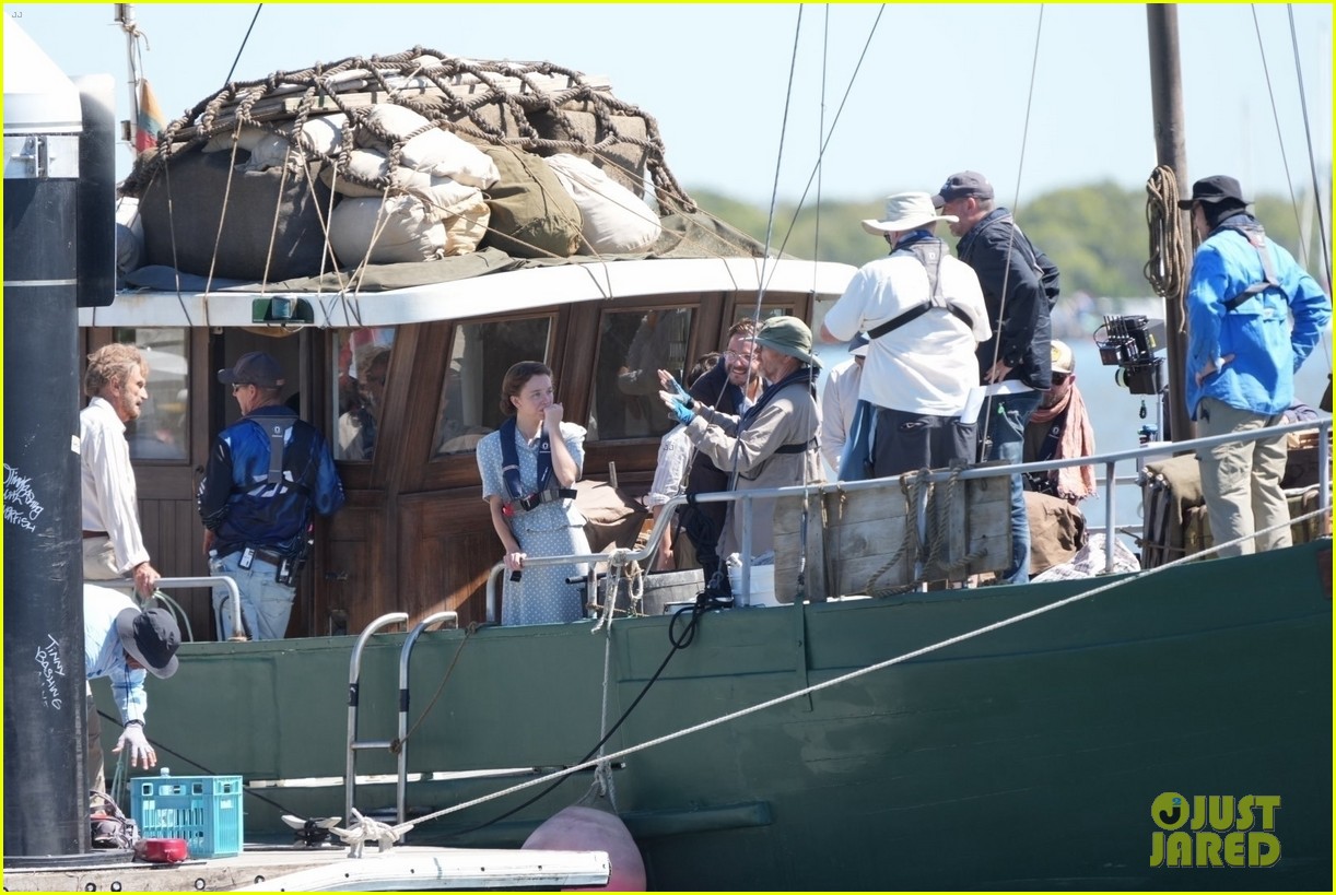 Sydney Sweeney Looks So Different as a Brunette While Filming New Movie ...