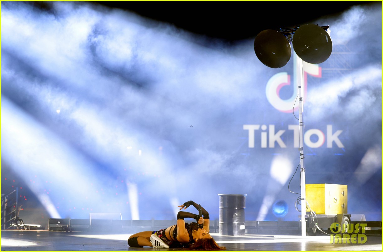 Anitta Hits the Stage at First Ever TikTok Music Festival - See the ...