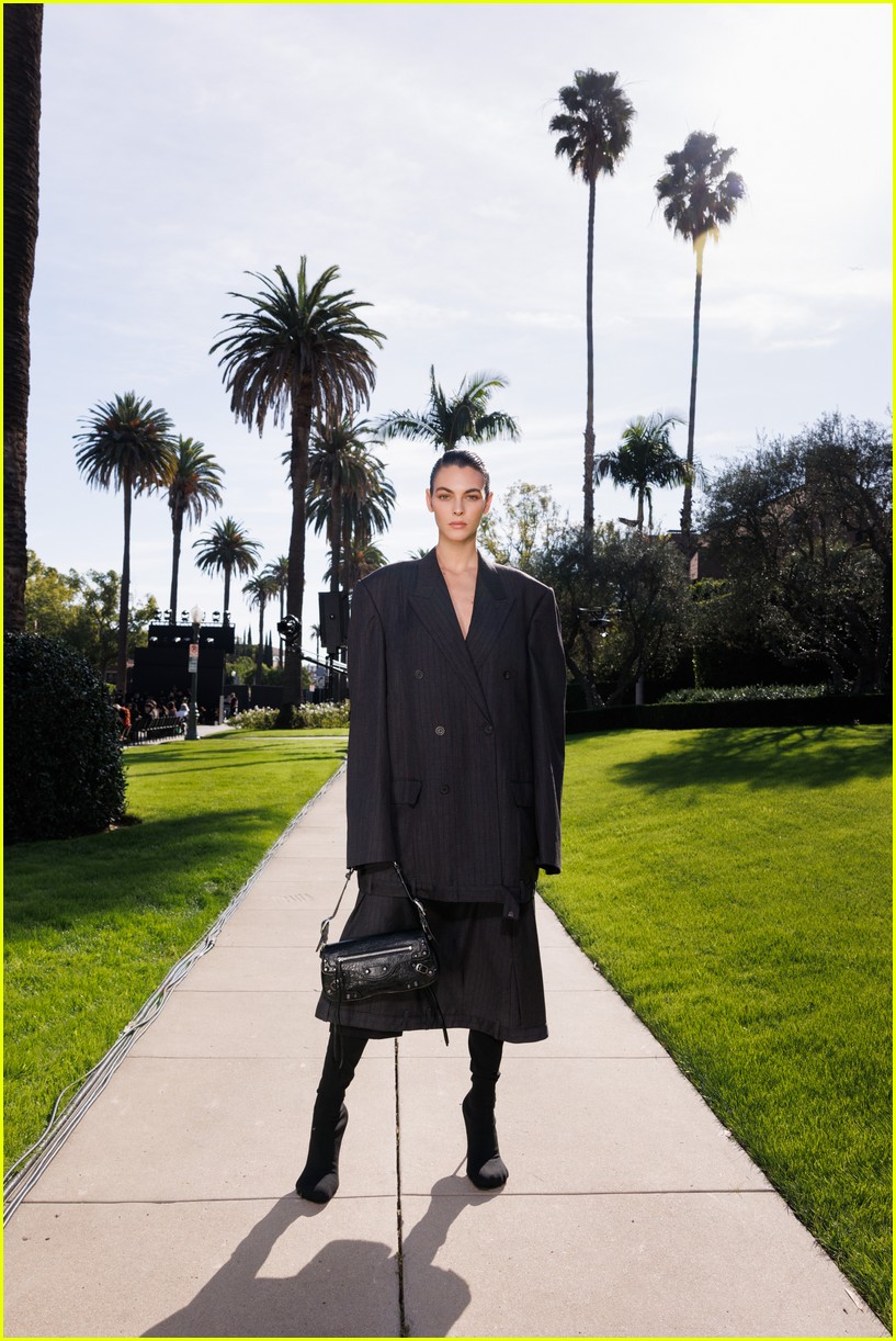 Cardi B Makes Her Runway Debut In Front of Kim Kardashian, Nicole ...