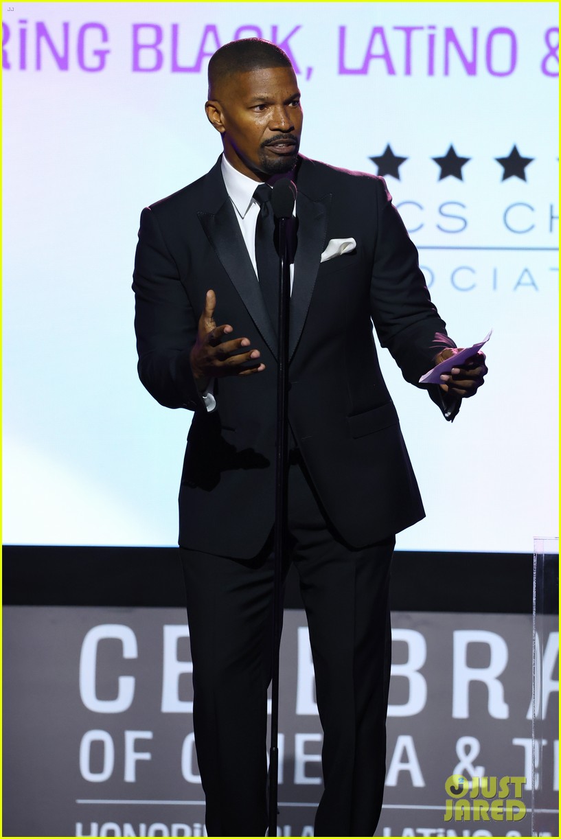 Jamie Foxx Gives Emotional Speech in First Appearance Since Medical ...