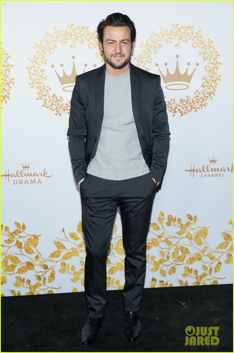 Hallmark Actors Andrew Walker, Tyler Hynes, & Paul Campbell Explain Why ...