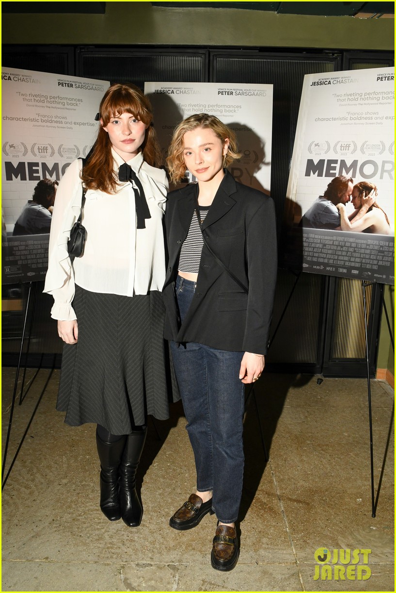 Photo: jake gyllenhaal hosts memory screening 07 | Photo 4995501 | Just ...