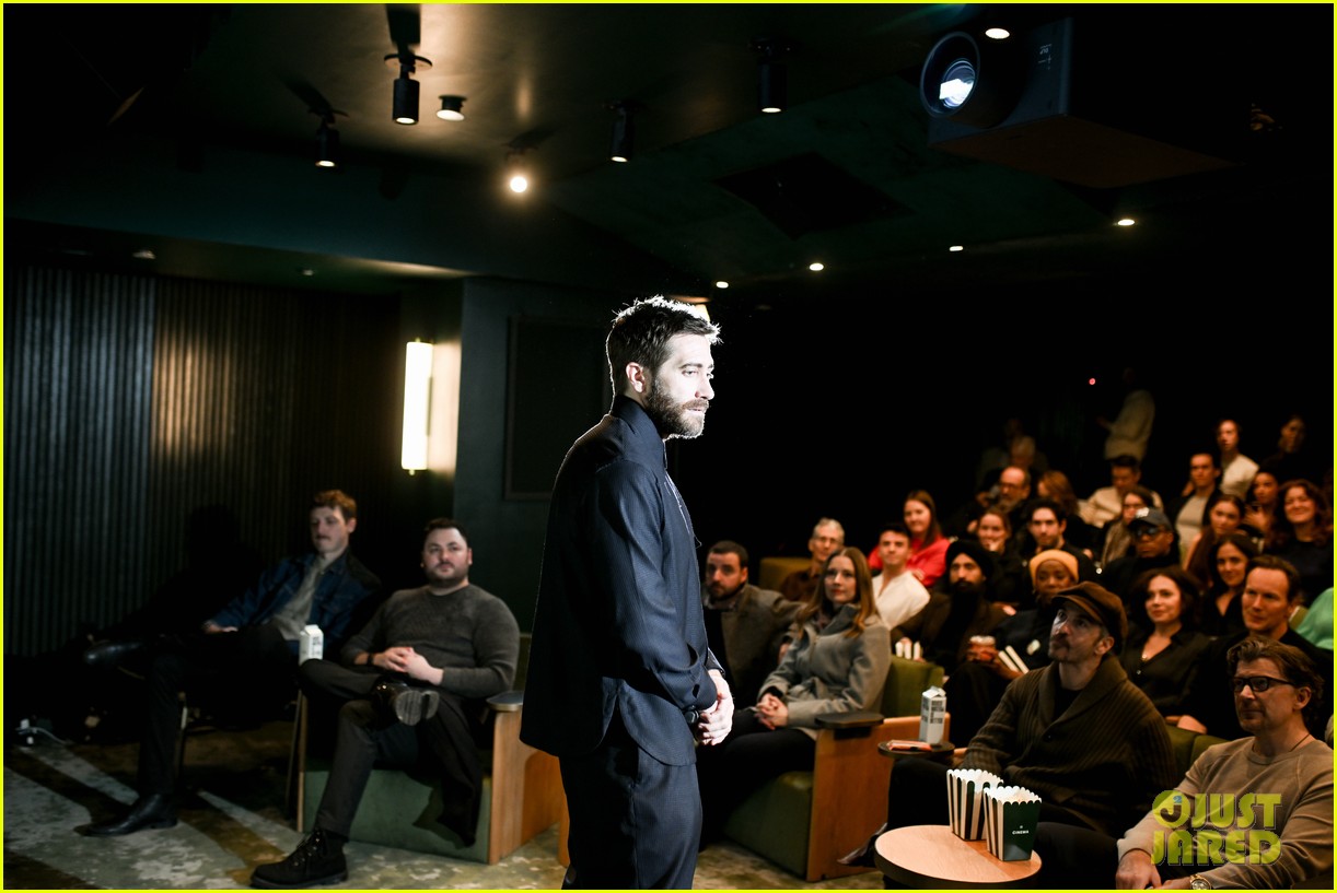 Photo: jake gyllenhaal hosts memory screening 78 | Photo 4995575 | Just ...