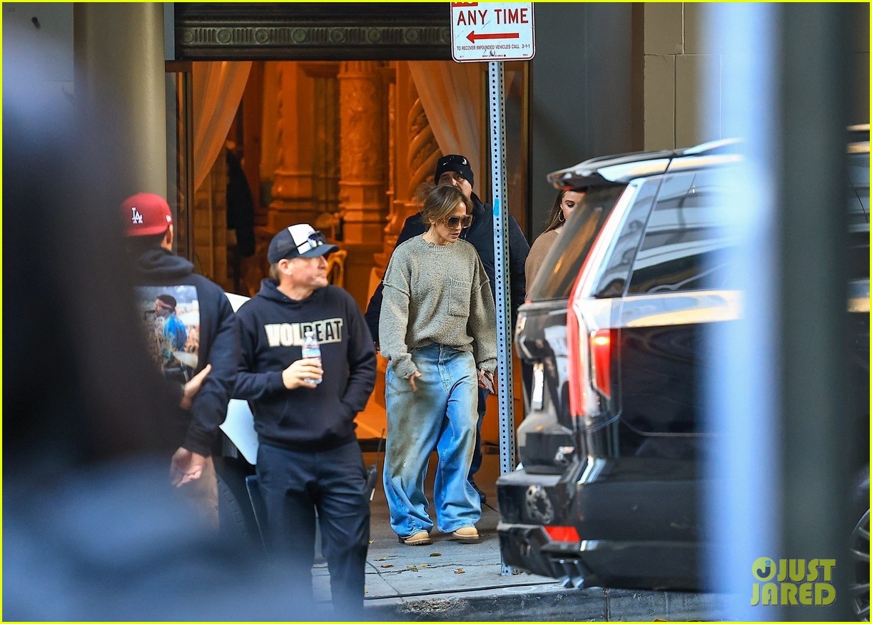 Photo: jlo filming unstoppable hotel park25 | Photo 4995720 | Just ...
