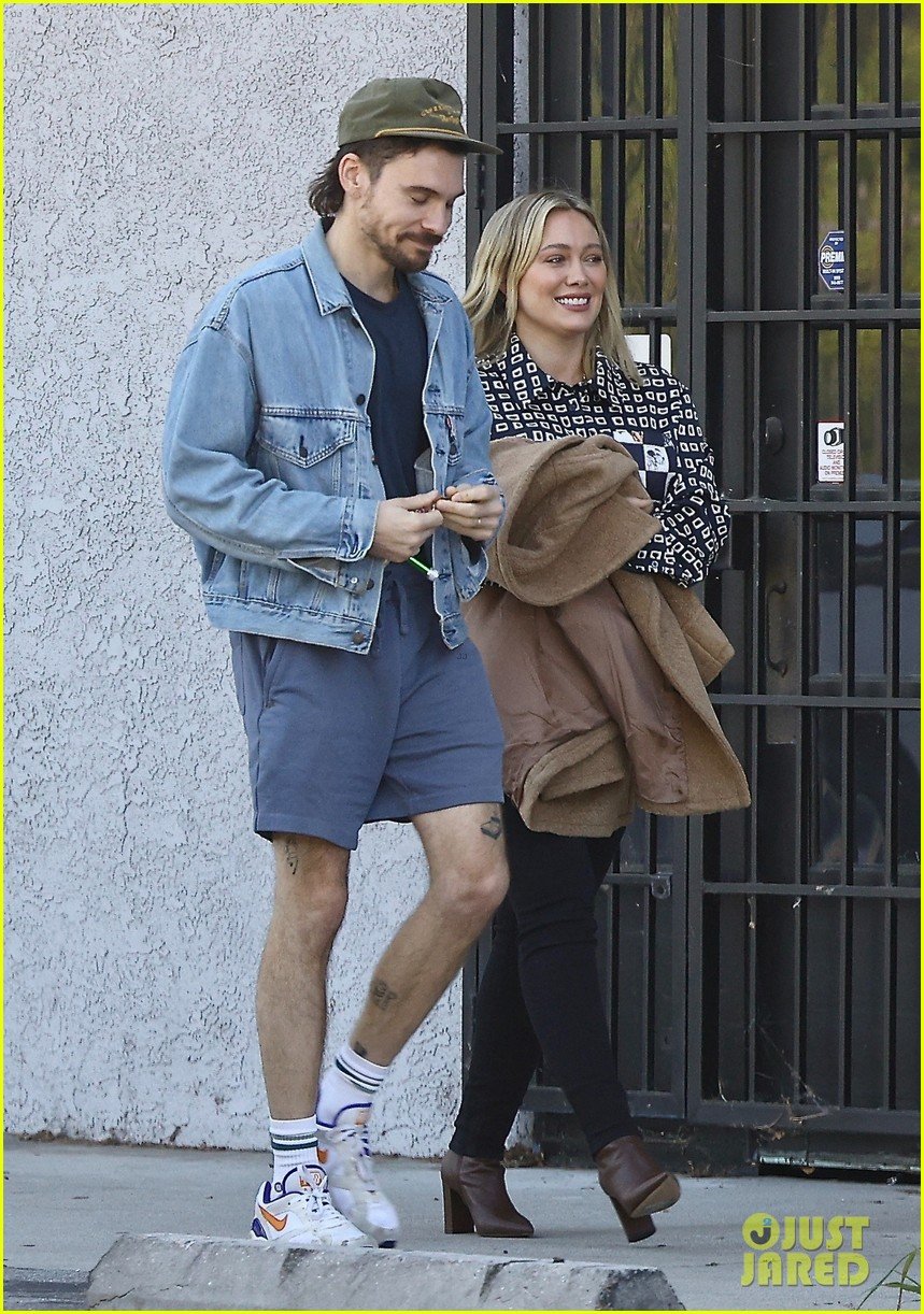Hilary Duff & Matthew Koma Step Out on Lunch Date in Studio City: Photo ...
