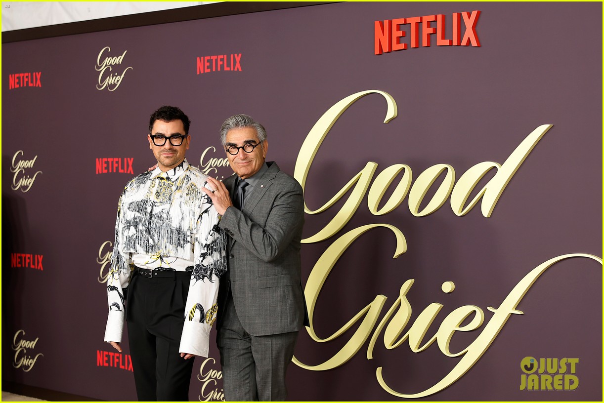 Dan Levy Gets Support From His Family at 'Good Grief' Premiere in Los ...
