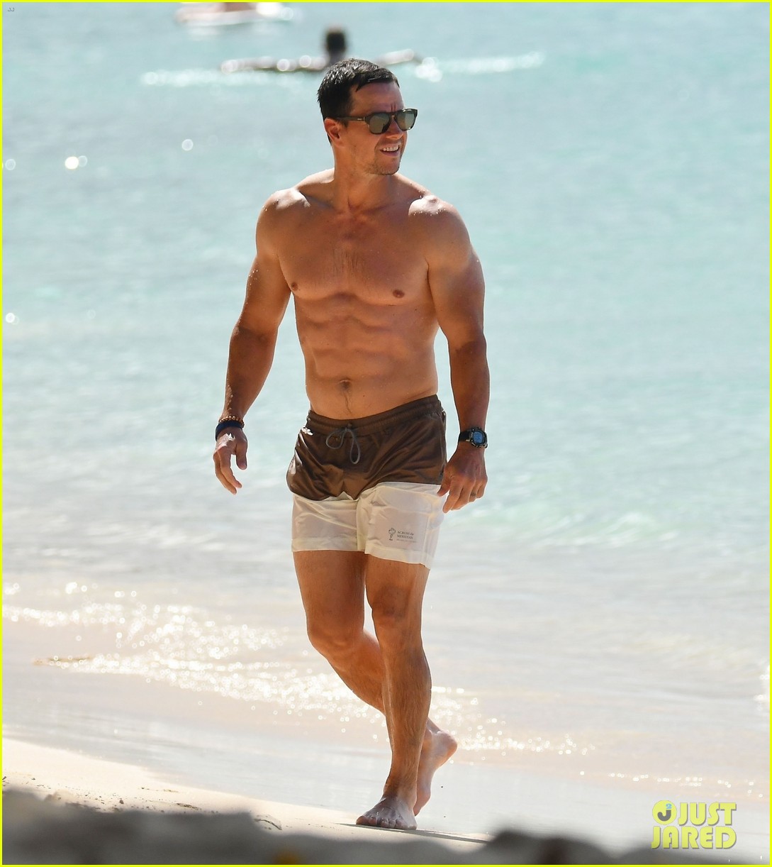 Mark Wahlberg Continues to Showcase His Impressive Swimsuit Collection ...