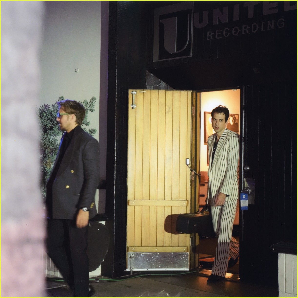 Ryan Gosling Holds a Guitar While Exiting Recording Studio With 'I'm ...