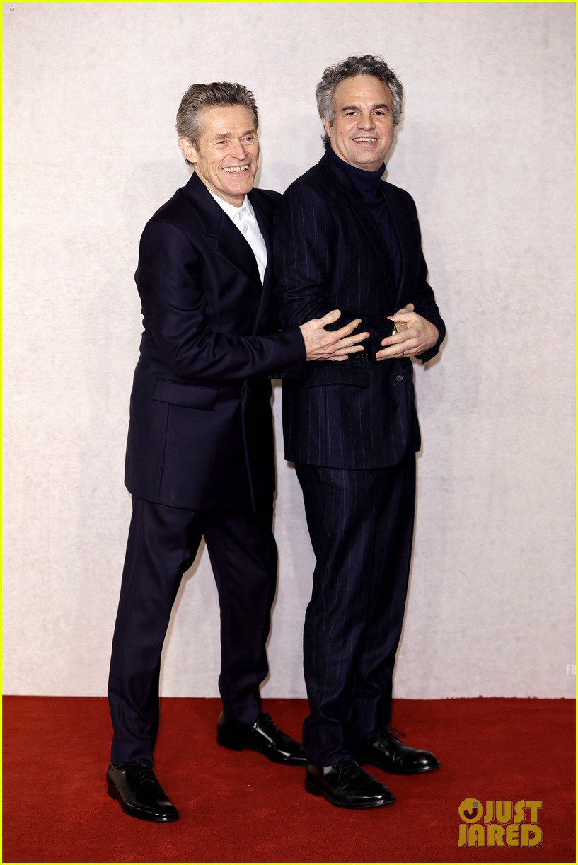 Emma Stone Wows in Louis Vuitton Dress at 'Poor Things' UK Premiere ...