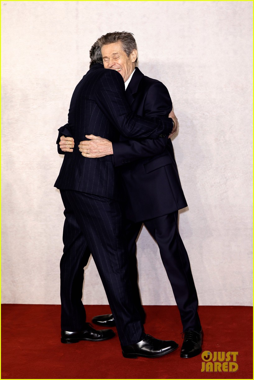 Emma Stone Wows in Louis Vuitton Dress at 'Poor Things' UK Premiere ...