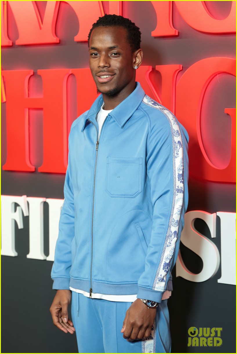 'Stranger Things' Stage Play Premiere Brings Out David Harbour Along ...