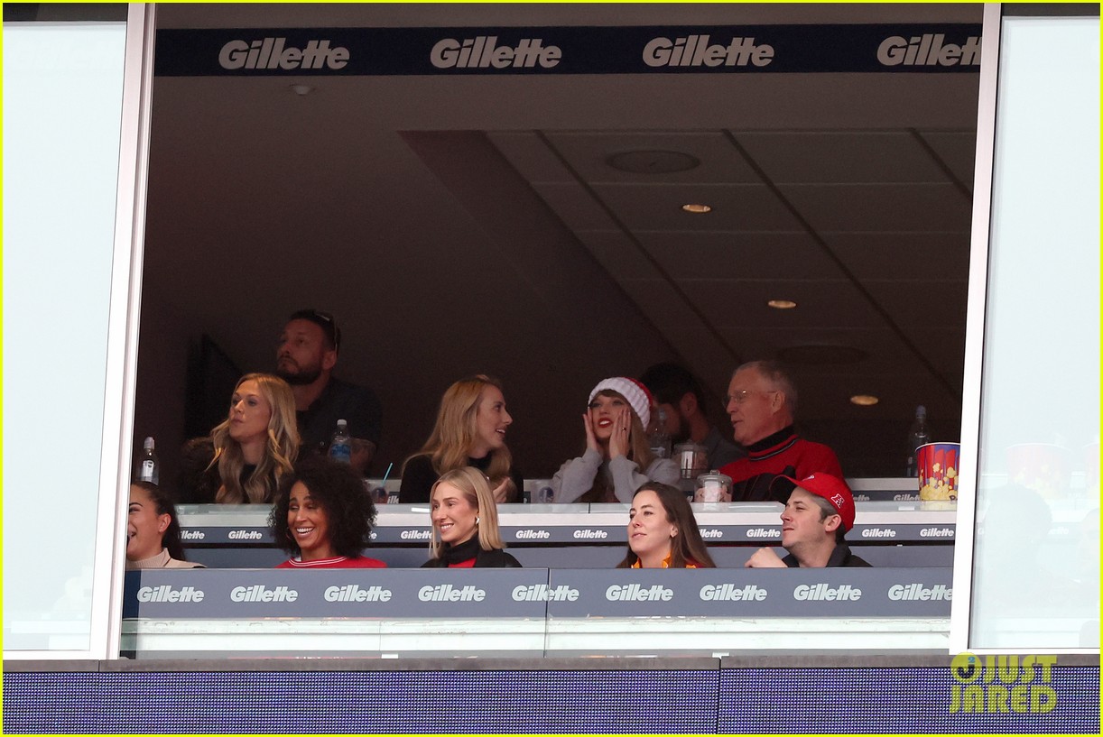 Inside Taylor Swift's Suite at Chiefs-Patriots Game: Who's She Sitting With at Sunday's Game ...