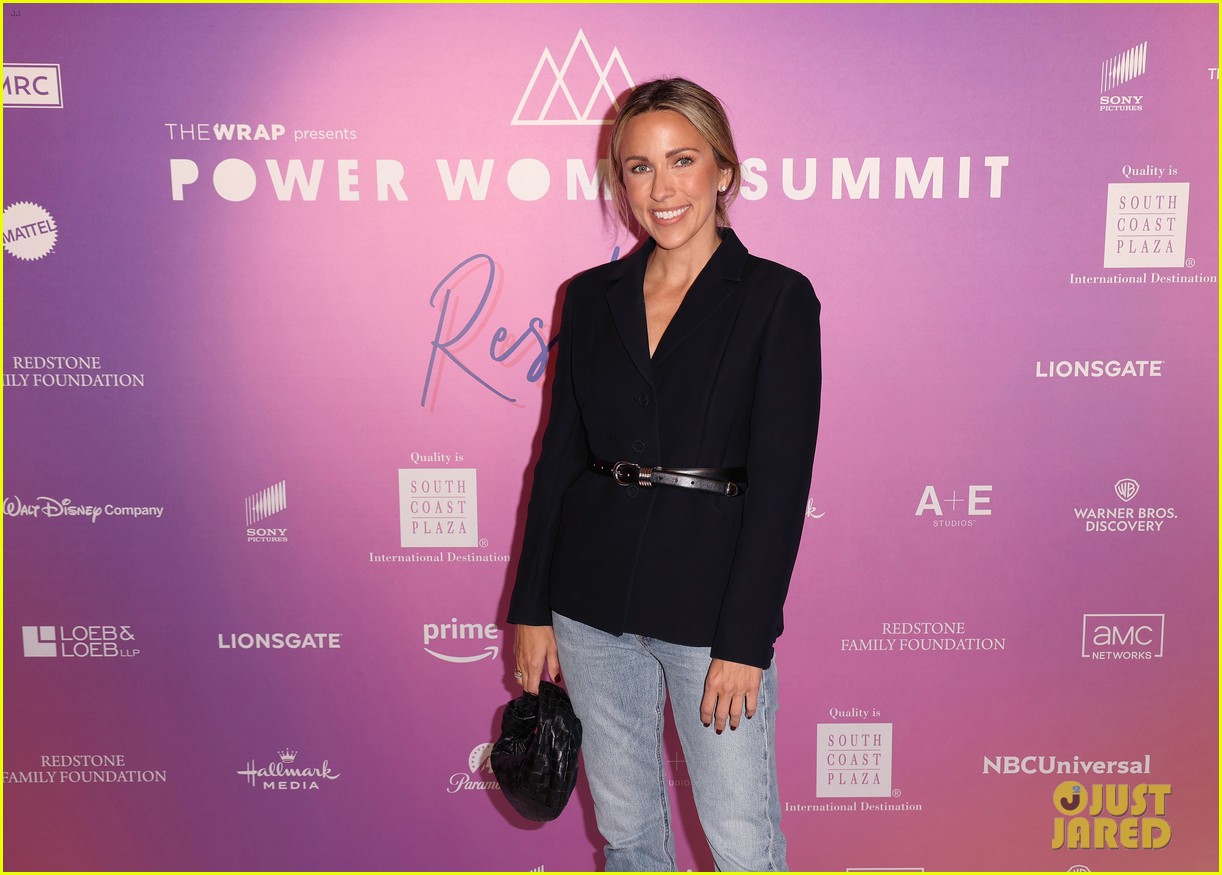 Wednesday's Emma Myers to Star in 'Minecraft' Movie with Jason Mamoa ...