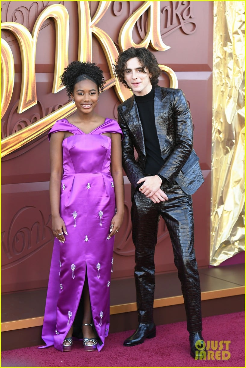 Keegan-Michael Key Lifts Timothee Chalamet In a Big Hug at 'Wonka' LA Premiere: Photo 4993782 ...