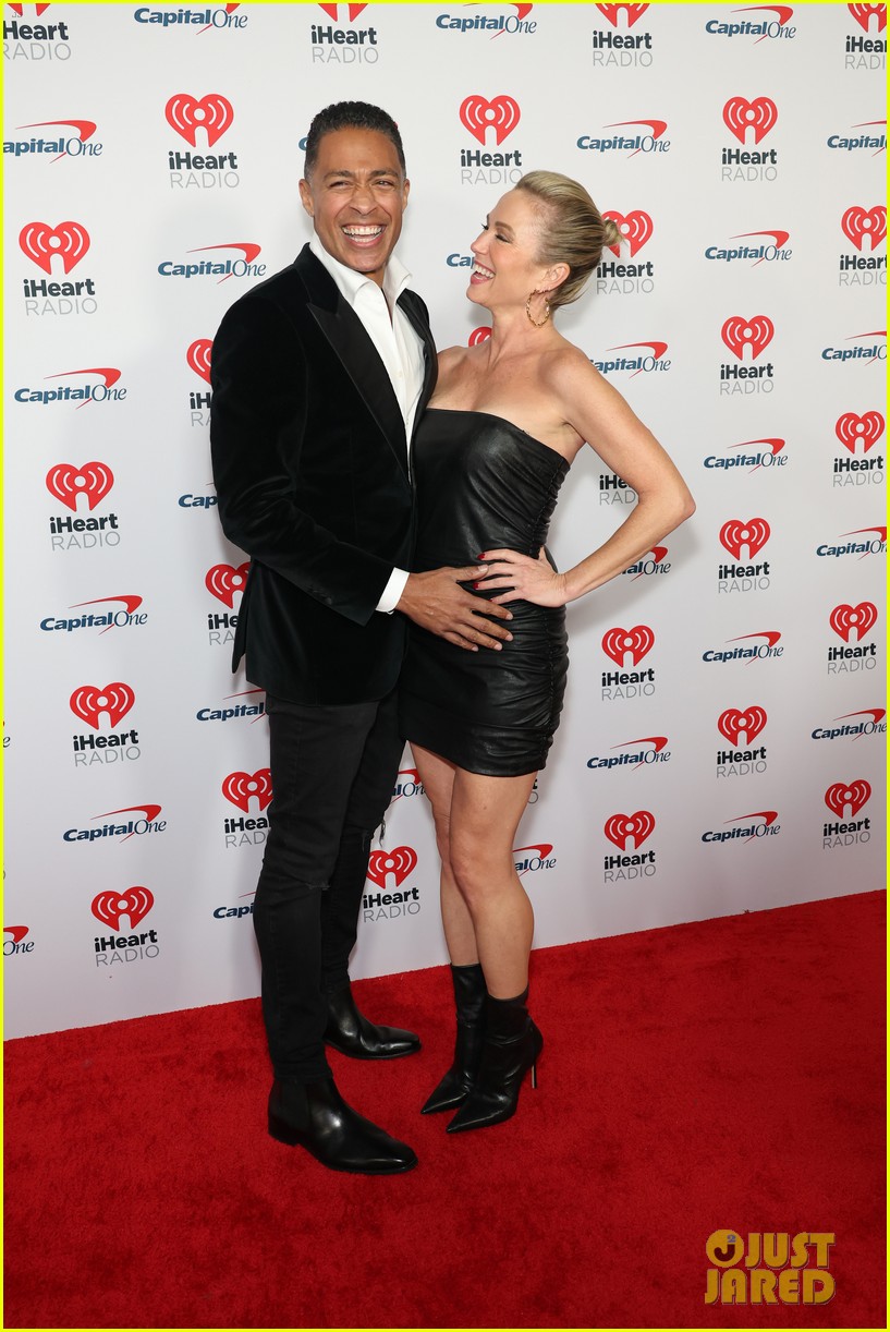 T.J. Holmes & Amy Robach Make Red Carpet Debut as a Couple at Jingle ...