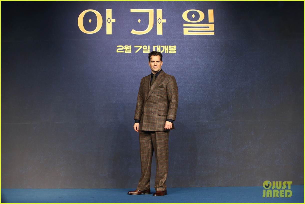 Henry Cavill, Bryce Dallas Howard & Sam Rockwell Hype Up New Movie ...