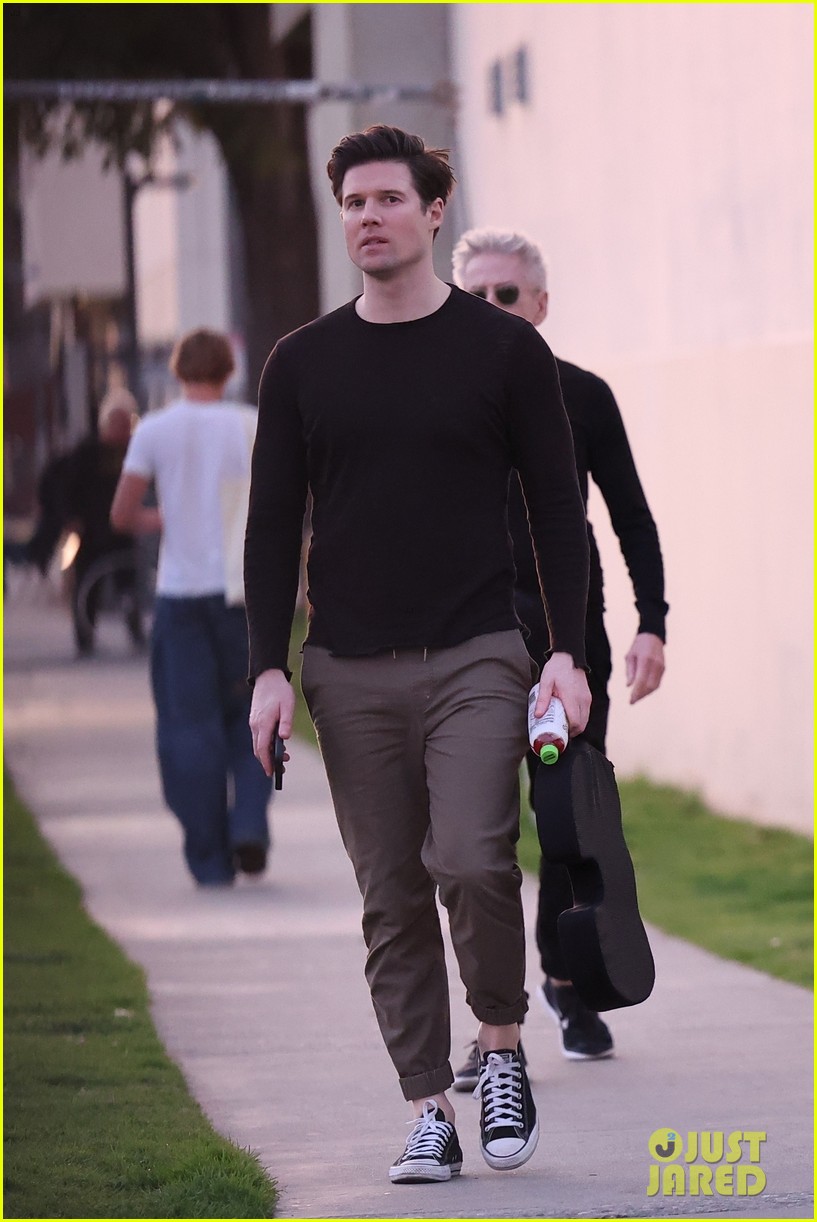 Calvin Klein & Longtime Boyfriend Kevin Baker Hit the Gym Together in L ...