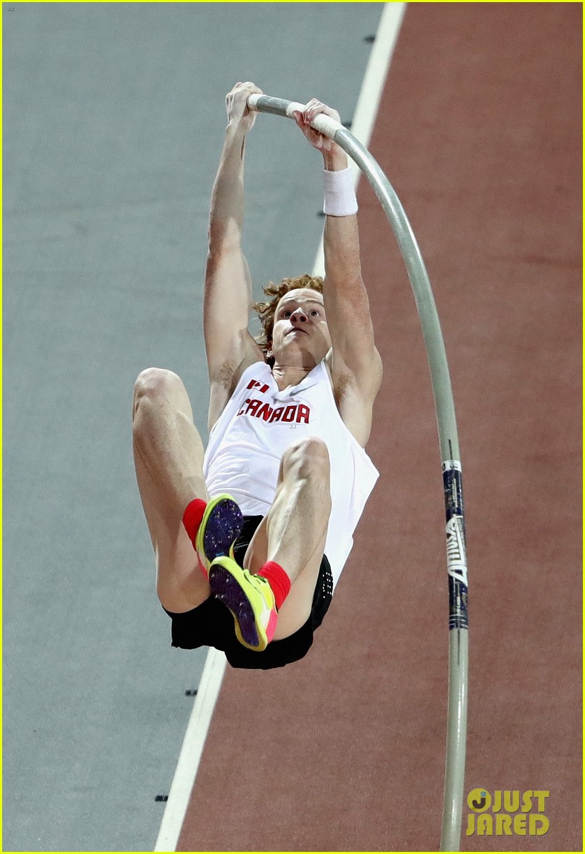 Shawn Barber Dead - Olympic Pole Vaulter Passes Away at 29: Photo ...