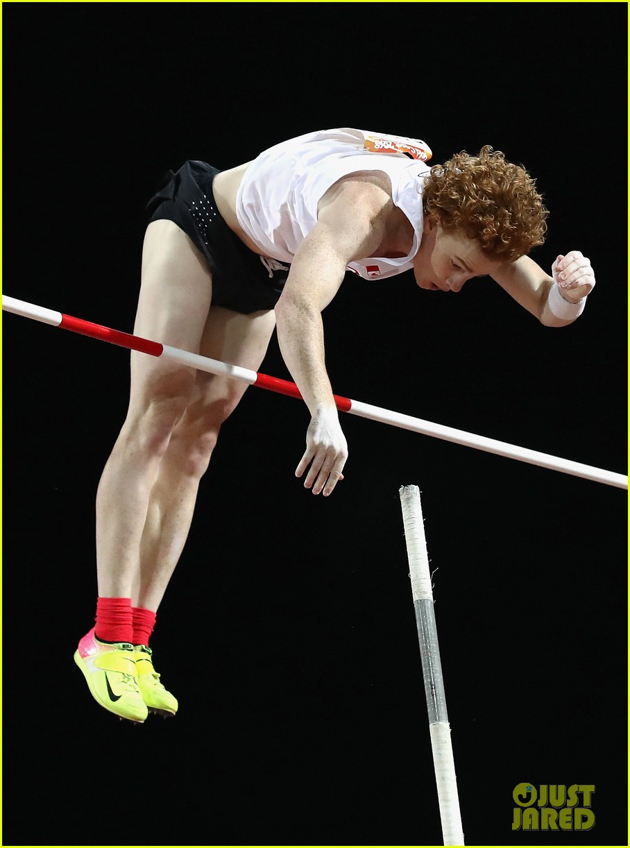 Shawn Barber Dead - Olympic Pole Vaulter Passes Away at 29: Photo ...