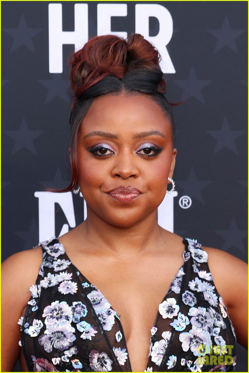 Quinta Brunson Joins 'Abbott Elementary' Co-Stars at Critics Choice ...