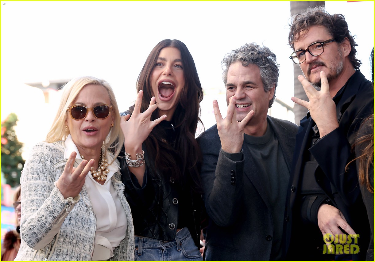 Willem Dafoe Gets Support From Pedro Pascal, Mark Ruffalo, & More at ...