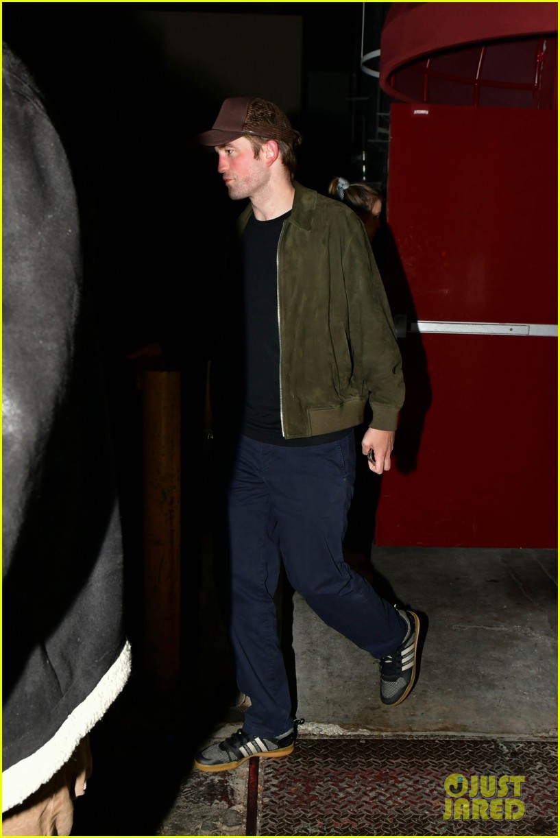 Chris Evans & Wife Alba Baptista Hold Hands in Rare Photos Out to Dinner, 2 Other Famous Couples ...