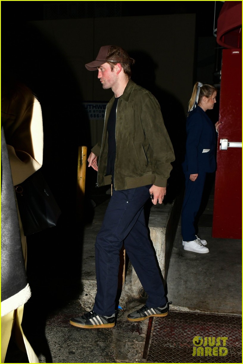 Chris Evans & Wife Alba Baptista Hold Hands in Rare Photos Out to Dinner, 2 Other Famous Couples ...