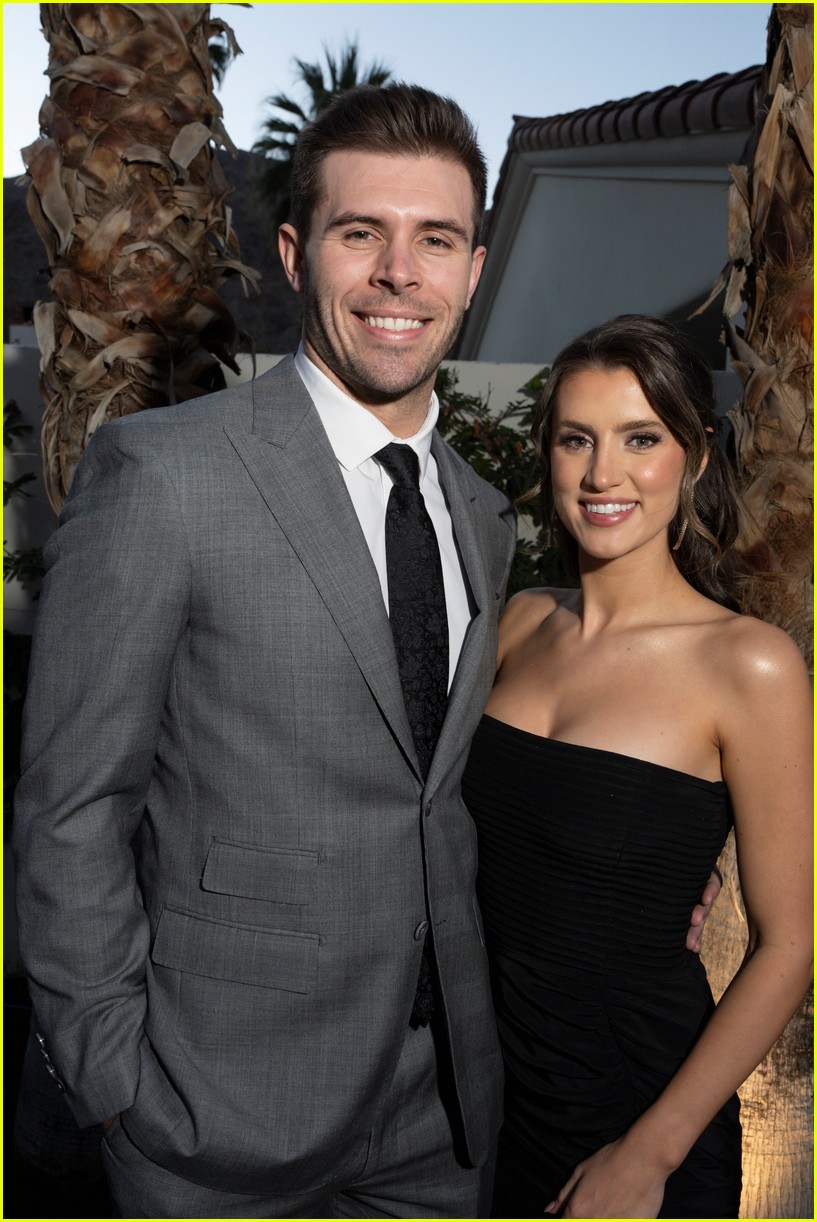 'The Golden Wedding' Full Guest List & Photos of 30+ Bachelor Nation Stars in Attendance ...