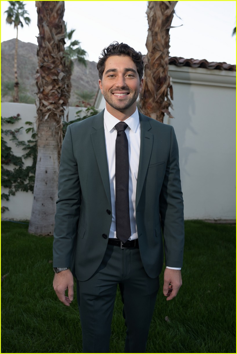 'The Golden Wedding' Full Guest List & Photos of 30+ Bachelor Nation ...