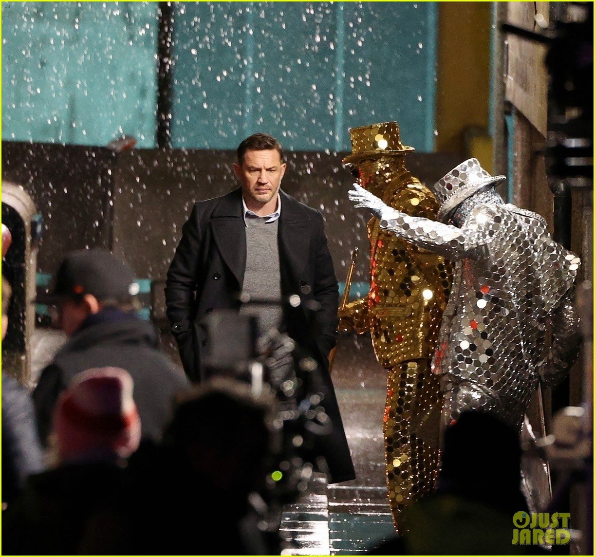 Tom Hardy Films New Jo Malone Cologne Commercial in London: Photo ...