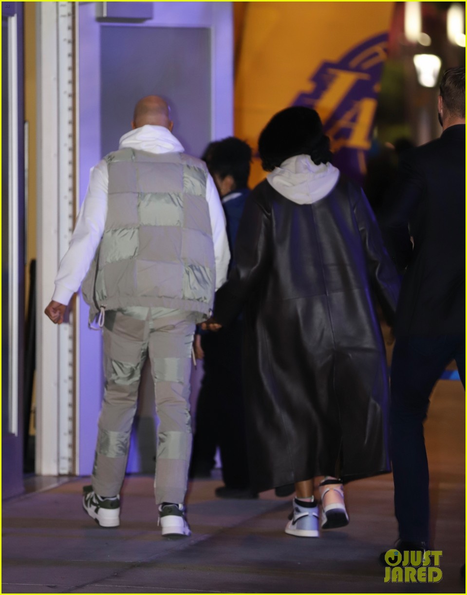 Jennifer Hudson & Common Spotted Holding Hands During NBA Date Night ...