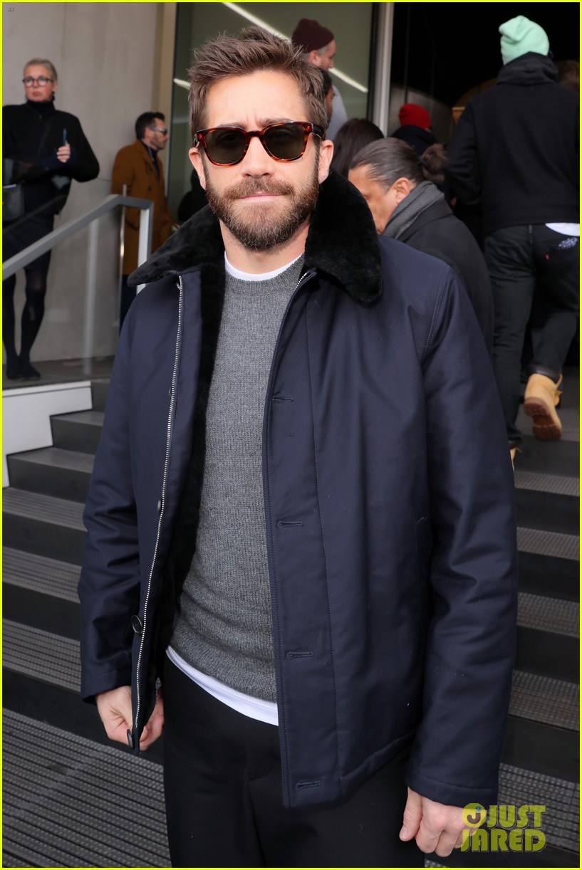 Jake Gyllenhaal & Girlfriend Jeanne Cadieu Join James McAvoy & More ...