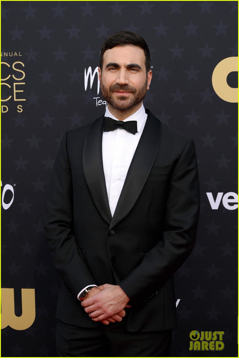 Fargo's Juno Temple Brings Boyfriend Michael Szymanski to Critics ...