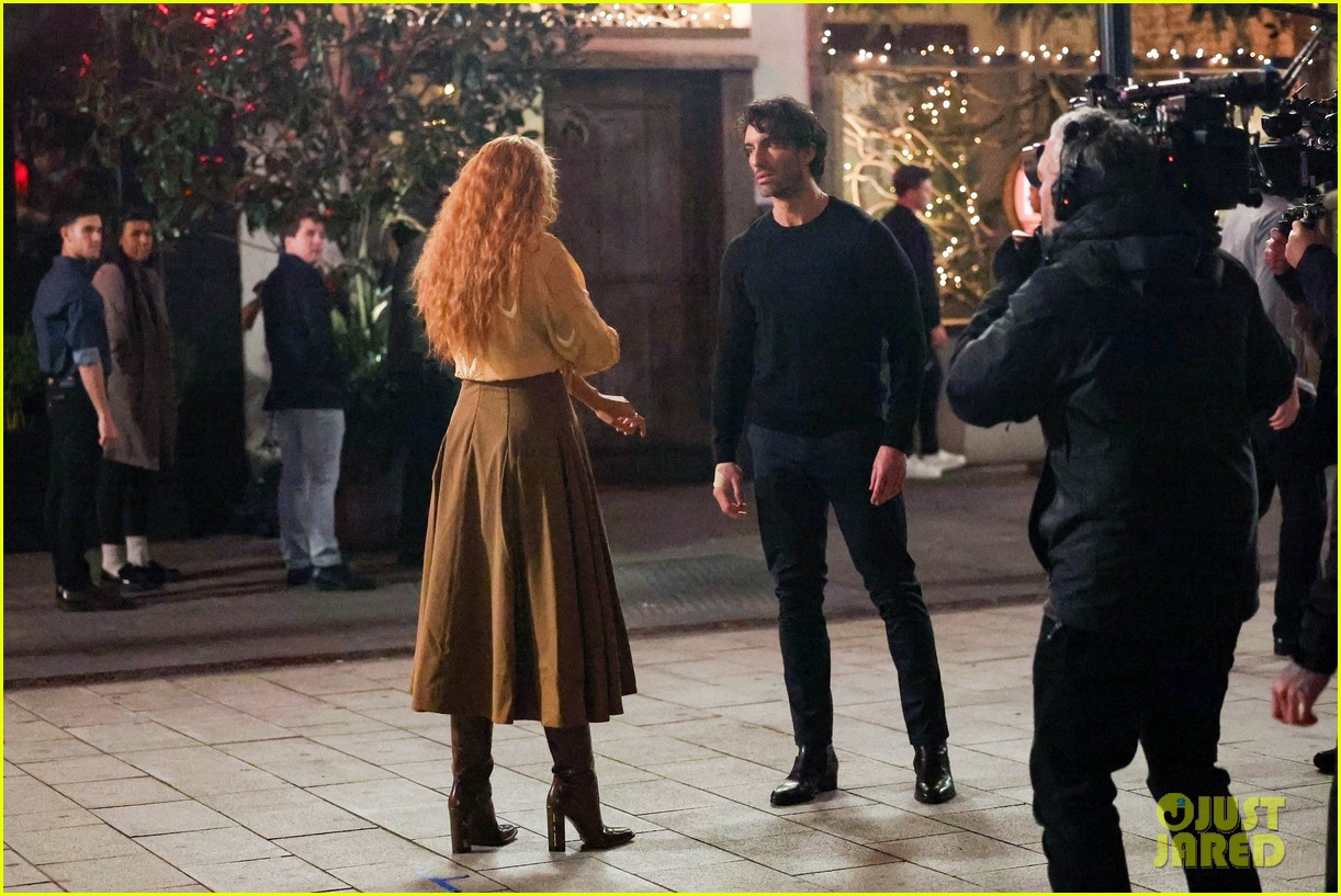 Blake Lively & Justin Baldoni Share Passionate On-Screen Kiss While Filming 'It Ends With Us ...