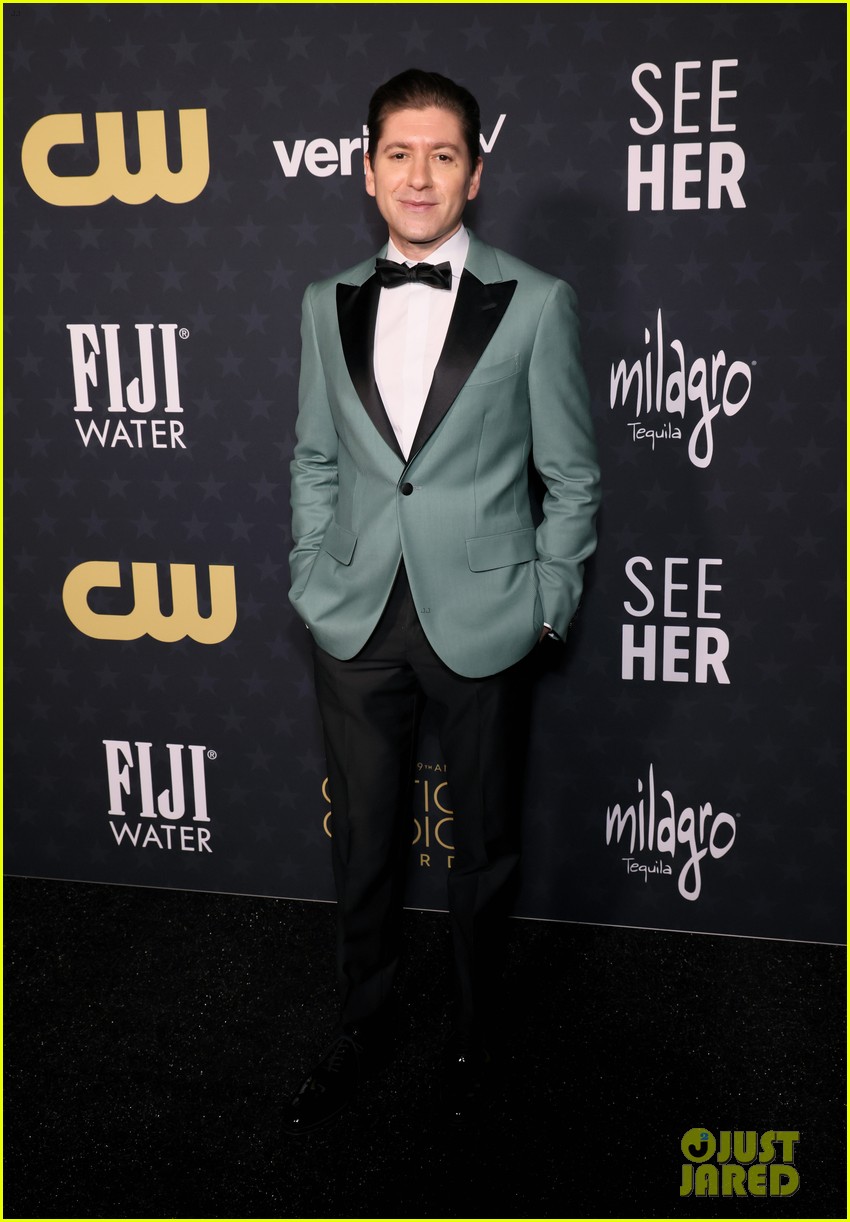 Marvelous Mrs. Maisel's Rachel Brosnhan Wows in a Plunging Neckline at ...