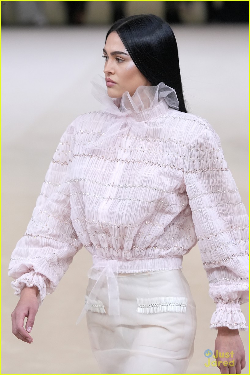 Margaret Qualley Returns to Chanel Runway, Lucy Boynton Sits Front Row ...