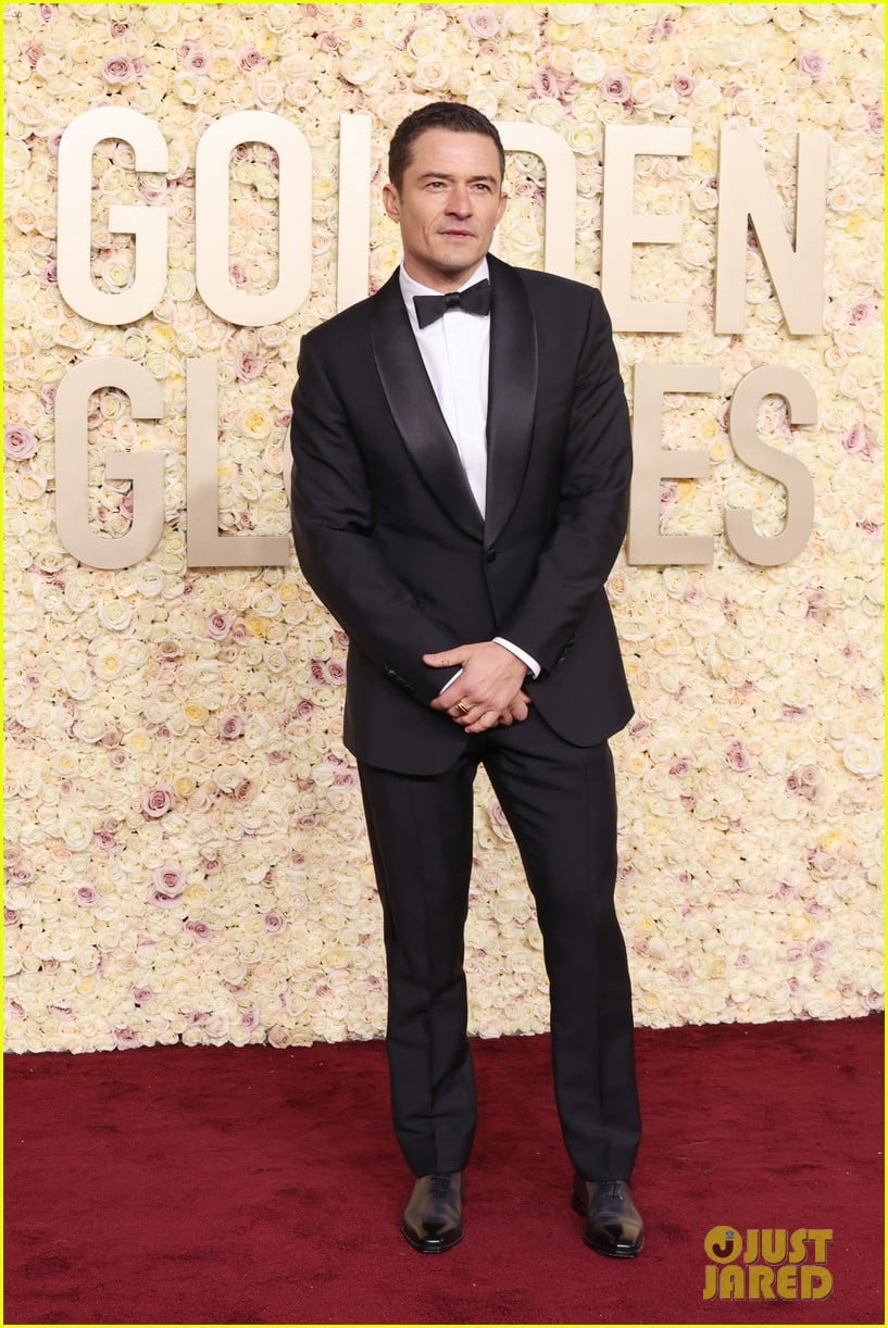 Katy Perry Goes Snowboarding in Aspen While Orlando Bloom Attends ...