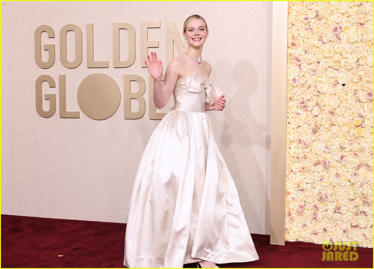 Nominees Rachel Brosnahan, Elle Fanning & Riley Keough Hit the Red ...