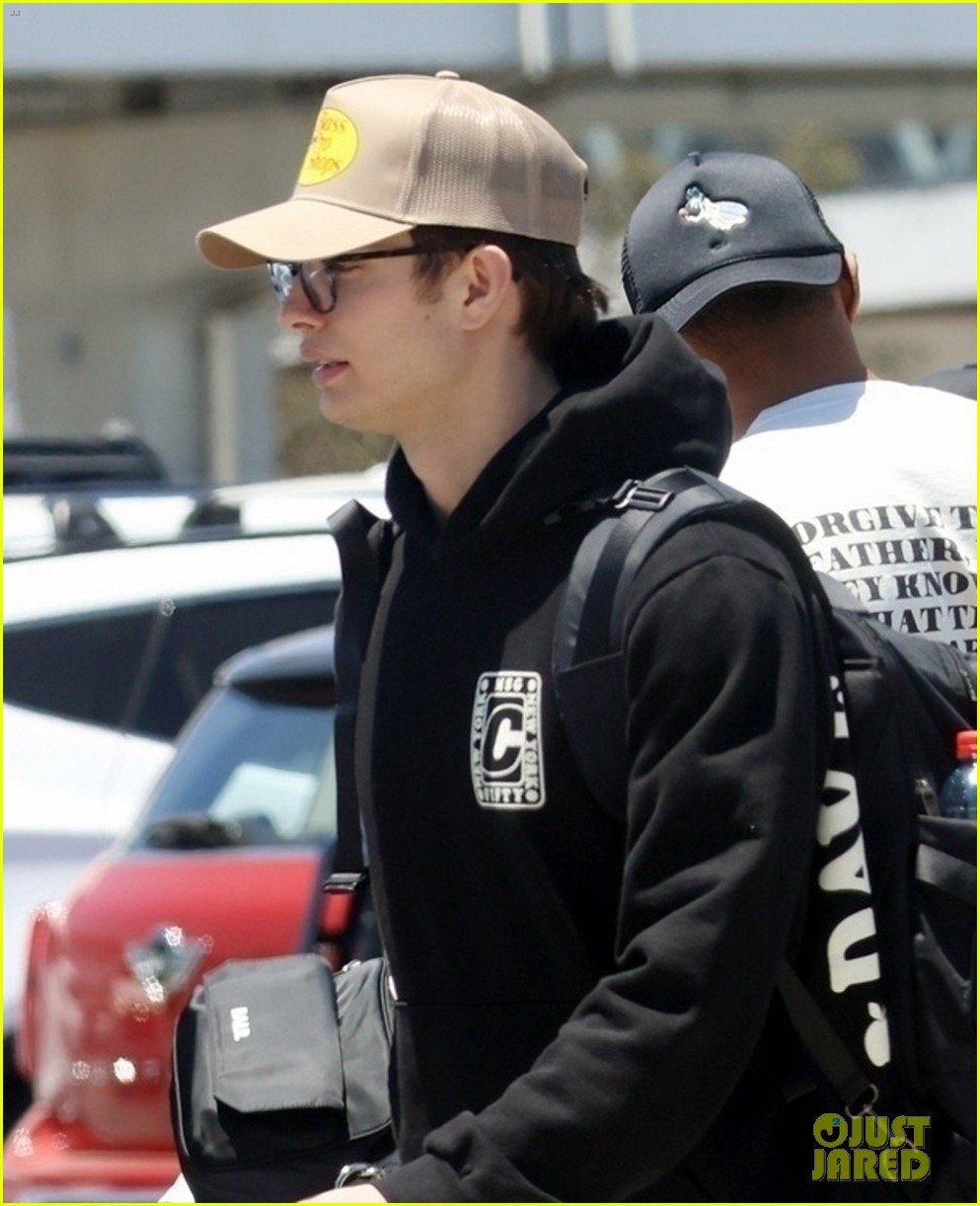 Matt Rife Arrives in Australia Ahead of His Tour Down Under, Spotted at ...