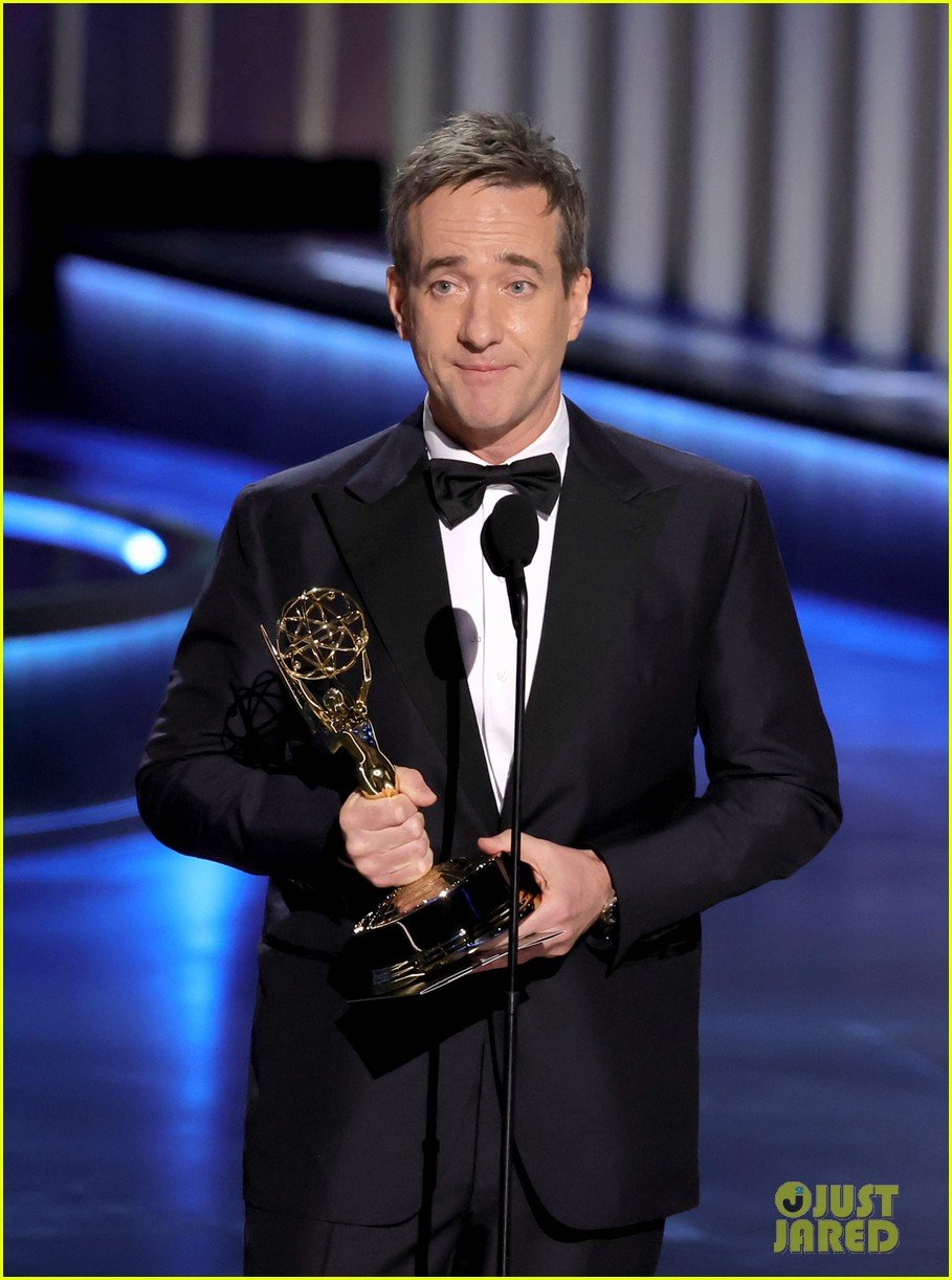 'Succession' Stars Sarah Snook, Matthew Macfadyen & More Celebrate ...