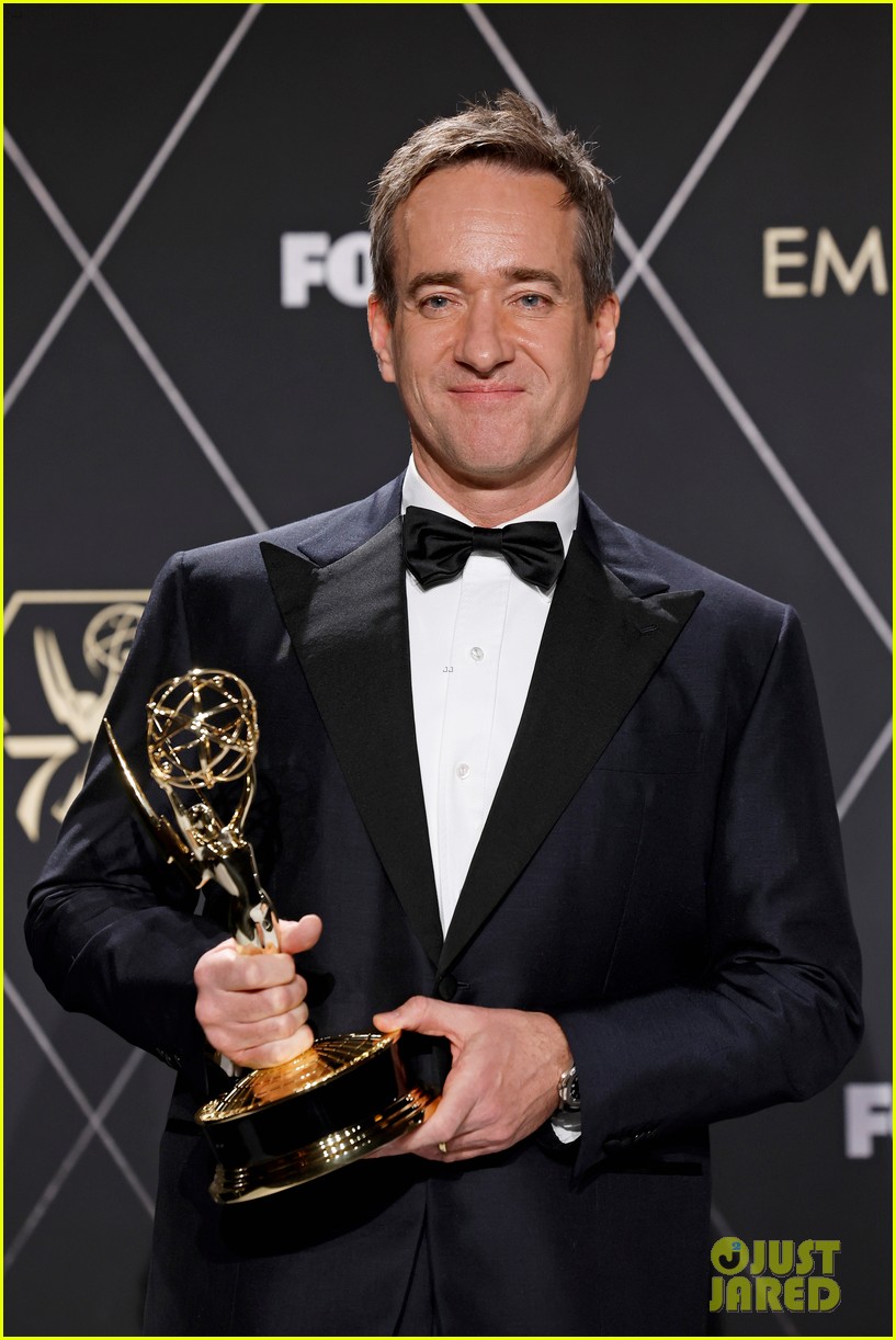 'Succession' Stars Sarah Snook, Matthew Macfadyen & More Celebrate ...