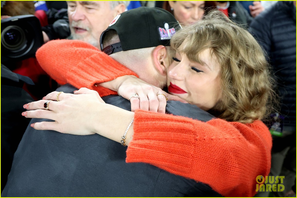 New Taylor Swift & Travis Kelce Video Shows Them Saying 'I Love You' to Each Other After AFC ...
