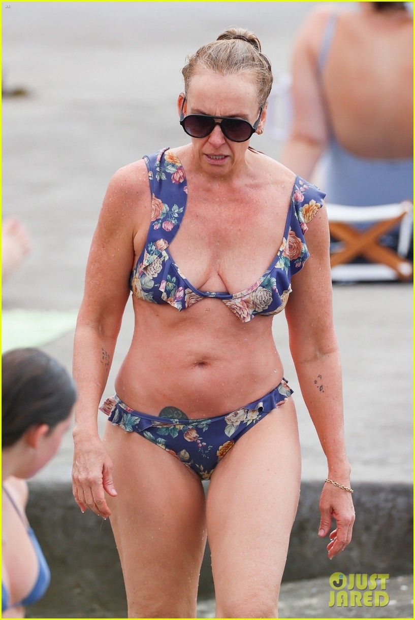 Toni Collette Hits the Beach in Sydney After Ex-Husband Debuts New Relationship: Photo 5002620 ...