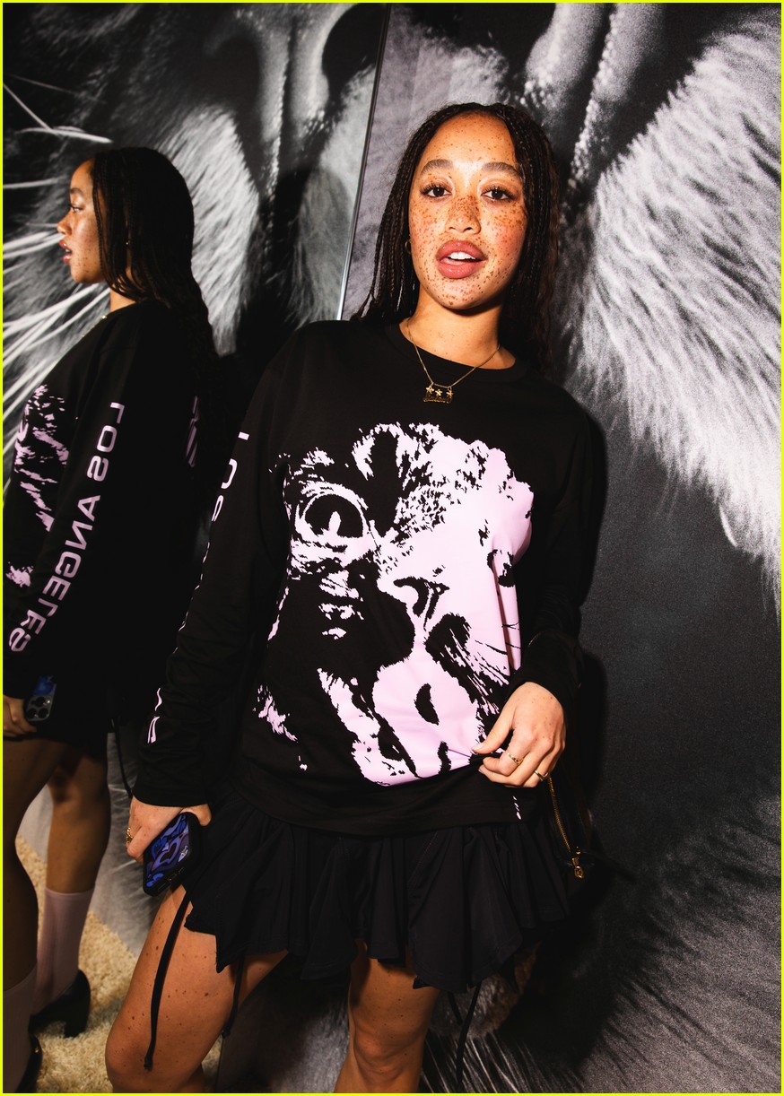 Awkwafina & Natasha Lyonne Reunite at Launch Party for New Tory Burch ...