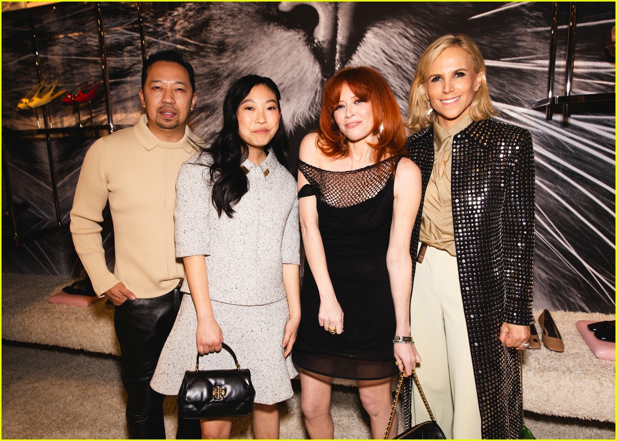 Awkwafina & Natasha Lyonne Reunite at Launch Party for New Tory Burch ...