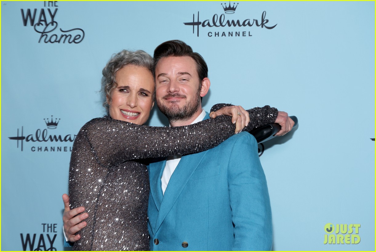 Hallmark's 'The Way Home' Stars Andie MacDowell, Chyler Leigh & More Snap Cute Photo Booth Pics ...