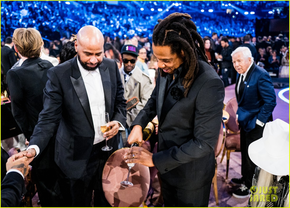 Beyoncé & Jay-Z Hang Out with Dua Lipa, Billie Eilish, & More Stars at Grammys 2024!: Photo ...