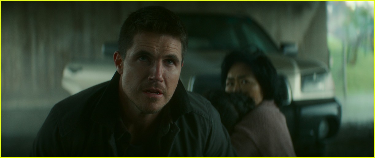 Stephen & Robbie Amell Star in 'Code 8 Part II' Trailer - Watch Now ...